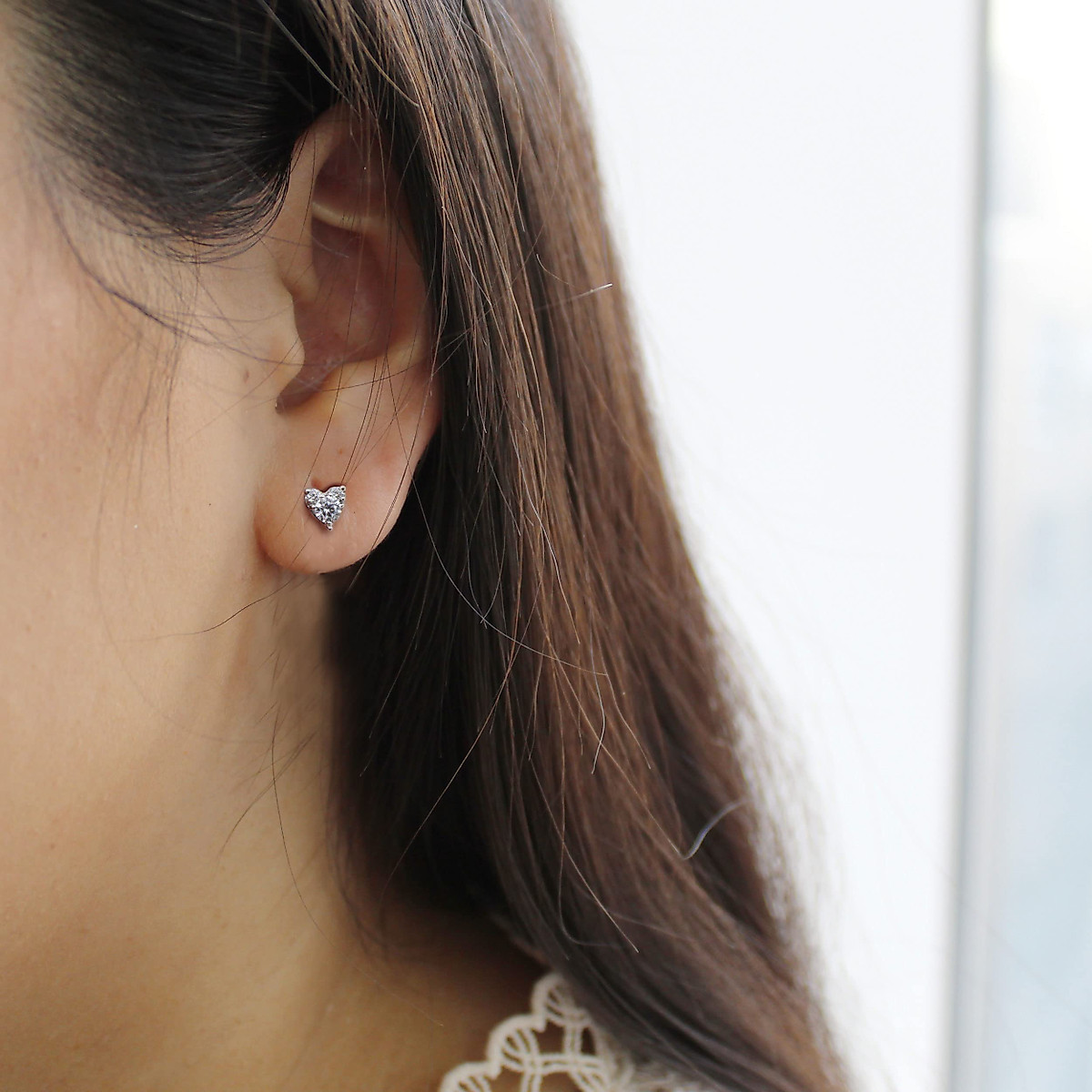 1/4 Ctw Natural Diamond Stud Earrings set in 925 Sterling Silver (HEART)