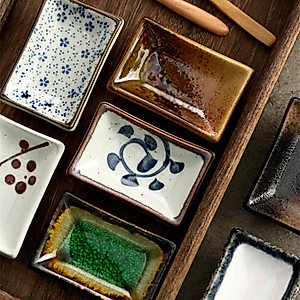 WAOCEO Appetizer Bowls 2 Pcs Ceramic Small Square Sauce Dish Japanese Style Sushi Dish Flavoring Sushi Mustard Plate Soy Sauce Blossom Pepper Tray Salad Bowls (Color : 4)