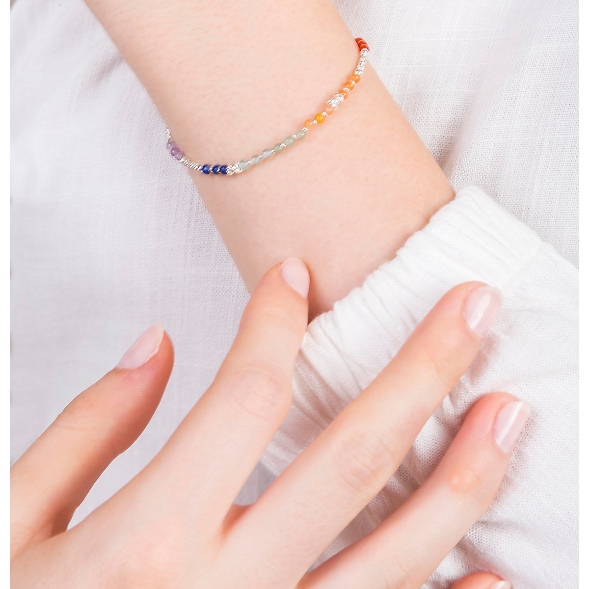 Simbolik Silver 7 chakra bracelet for women, made with 950 sterling silver and natural agate (7 Chakra Bracelet Model 2)