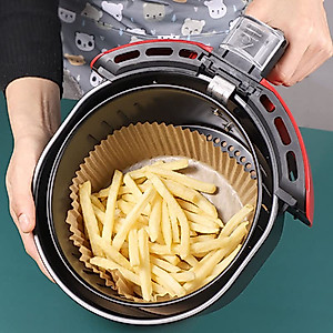 XWNZQDD Air Fryer Disposable Paper Liner, 100pcsNon-stick Disposable air Fryer Liner, Oil Proof, Waterproof, Suitable For air Fryer, Microwave Oven, Baking Cooking (100Pcs-6.3 inch), Yellow, 7.8x7.8