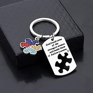 WSNANG Autism Awareness Jewelry Autistic Support Proud Autism Aunt Grandma Gift God Found Some of The Strongest Women And Made Them Autism Aunt/Grandma Keychain (Autism Grandma)