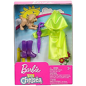 Barbie Club Chelsea Accessory Pack, Rainy Day-Themed Clothing and Accessories for Small Dolls, 4 Pieces for 3 to 7 Year Olds Include Raincoat, Umbrella and Puppy
