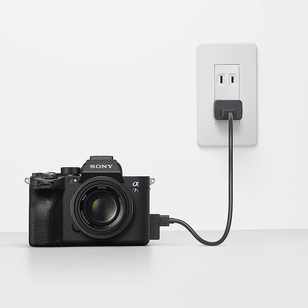 Sony Alpha a7S III Mirrorless Digital Camera with FE 16-35mm f/2.8 GM Lens