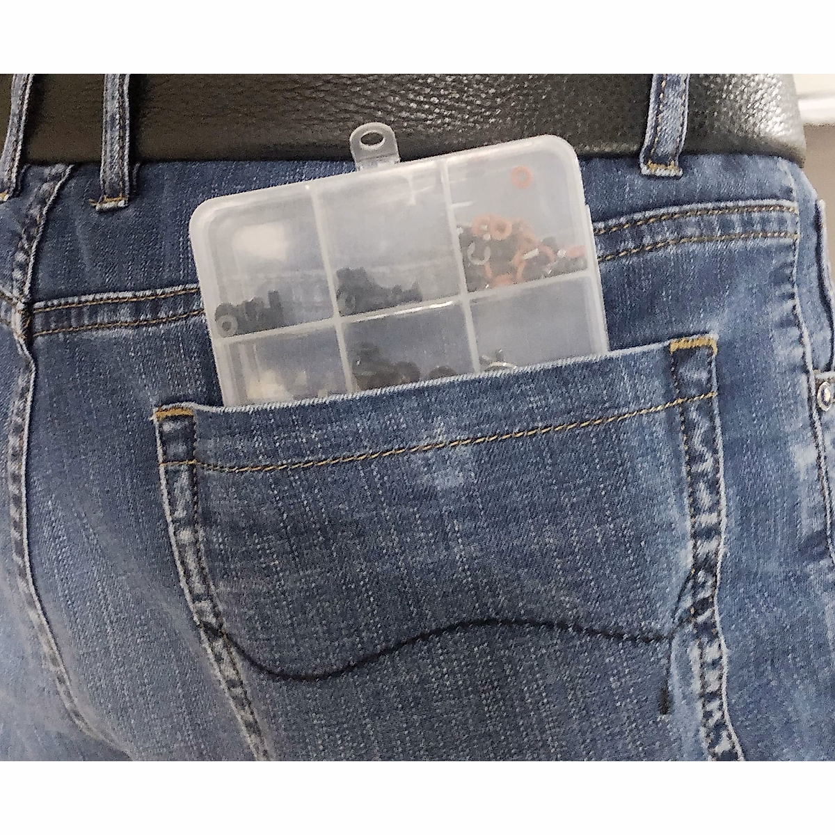 TEIRAY RC Car Repair Work Stand Repair Tool Set 360 Degree Rotation and 600 PCS RC Screws Kit and Screws Pallet Kit and RC Screwdrivers for 1/8 1/10 1/12 1/16 1/18 RC Car Truck Crawler (Black)