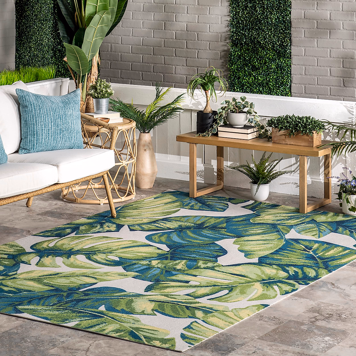 nuLOOM Lisa Floral Indoor/Outdoor Area Rug, 6' x 9', Multi Color, Rectangular, 0.25" Thick