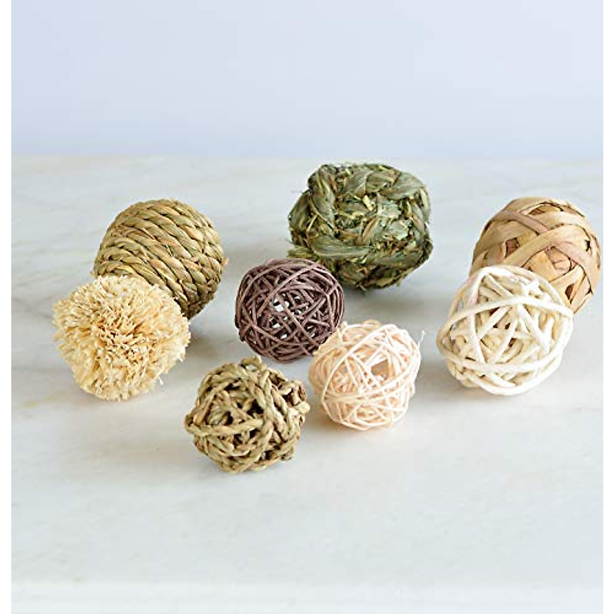 Youngever 7 Pack Small Animal Activity Toys, Assorted Rabbit Balls, Chewable Teething Activity Toys for Bunny, Rabbit, Hamster, Guinea Pig