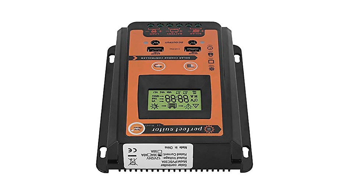 Intelligent PWM Solar Charge Controller with Dual USB LCD