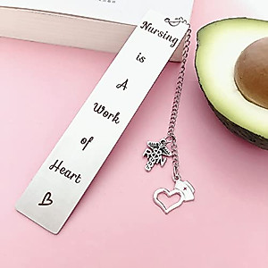 Nurse Bookmark Gift Nurse Graduation Gift Christmas Gifts Birthday Gifts Bookmark for Women Men (Nursing is a Work of Heart)