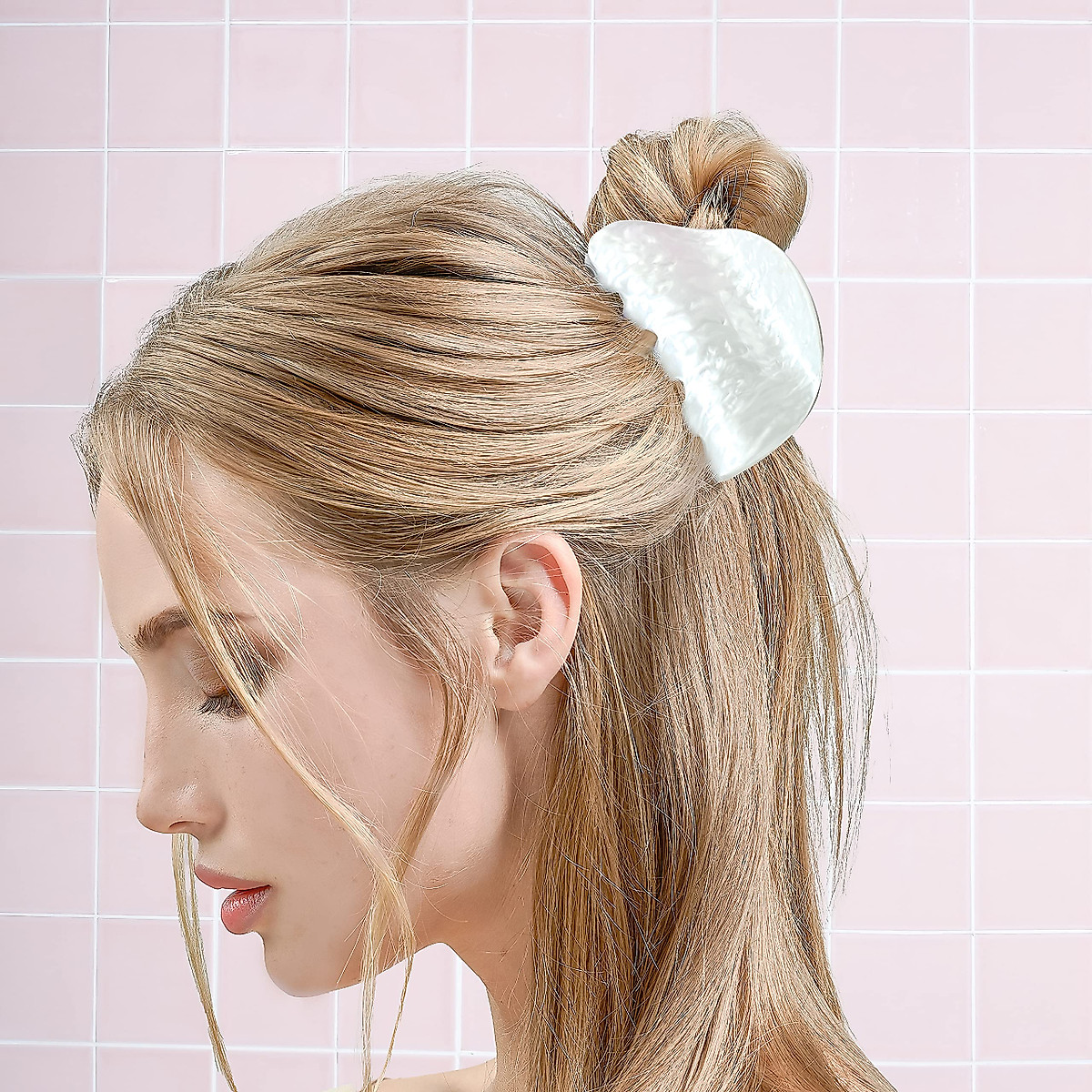 Bride's Babe Bridesmaid Gift Box Kit - Bridesmaids Proposal Gift Set, Perfect for Bachelorette Party, Bridal Shower or As a Thank You at The Wedding