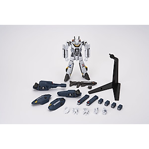 Revoltech: 036 Macross VF-1S Roy Focker Valkyrie Action Figure by Kaiyodo