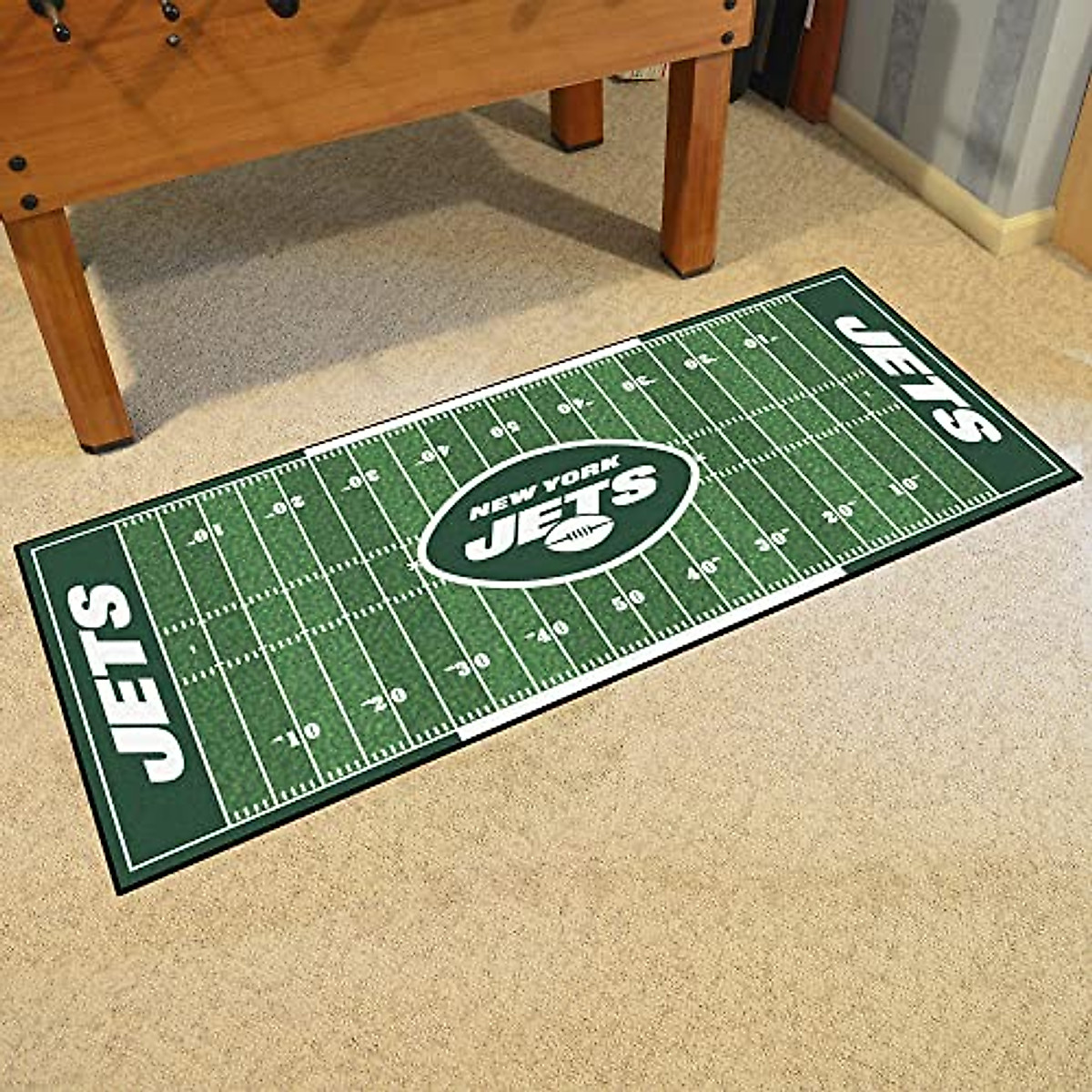 FANMATS 7362 New York Jets Field Runner Rug - 30in. x 72in.