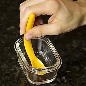 Innobaby Silicone Baby Spoon with Carrying Case Gum Friendly (4 Pack)(Aqua, Mango, Green, Pink)