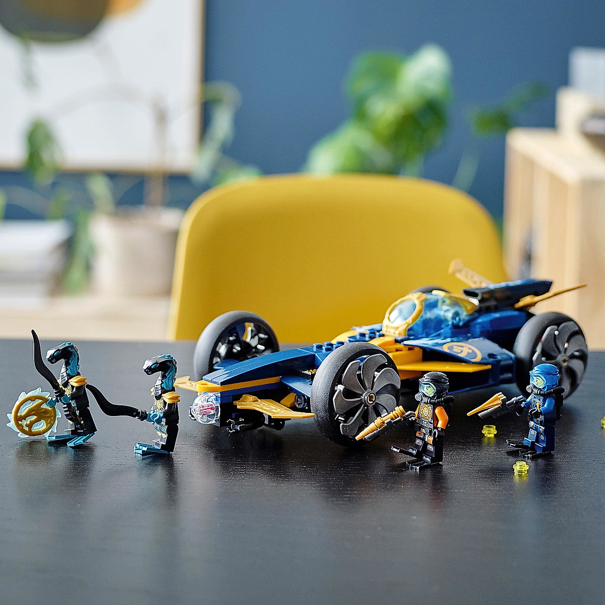 LEGO 71752 NINJAGO Ninja Sub Speeder Building Set, 2in1 Submarine & Car Toys for Boys and Girls with Cole and Jay Minifigures, Gifts for Kids 8 Plus