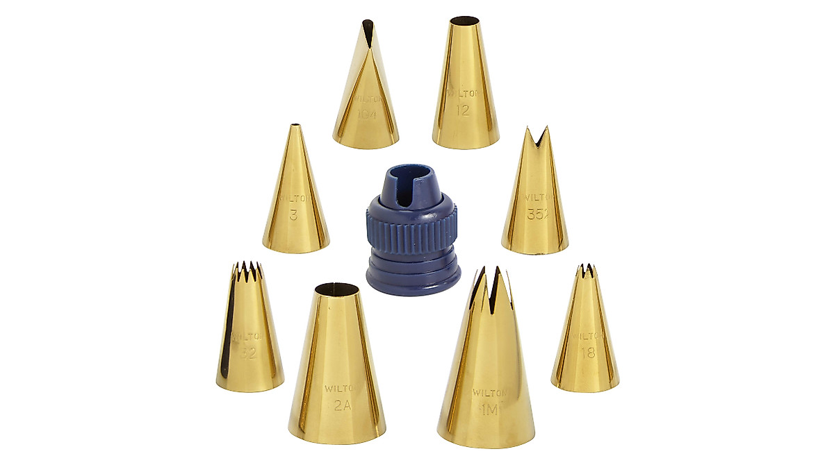 Wilton Navy Blue & Gold Cake Decorating Set - 17 Pieces