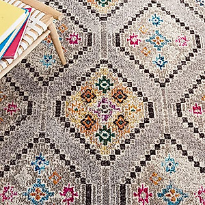 SAFAVIEH Madison Collection Area Rug - 8' x 10', Grey & Beige, Boho Tribal Distressed Design, Non-Shedding & Easy Care, Ideal for High Traffic Areas in Living Room, Bedroom (MAD481F)