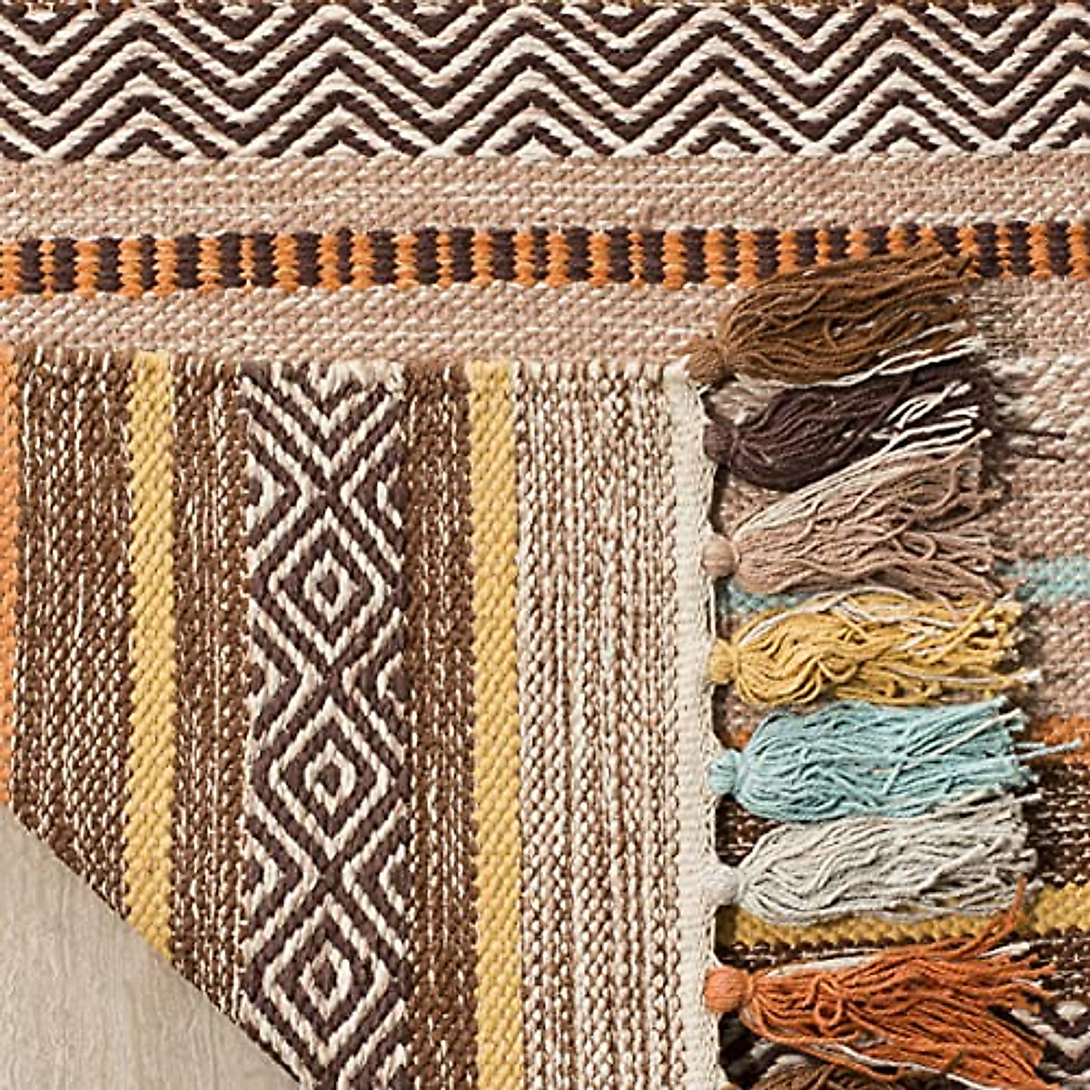 SAFAVIEH Montauk Collection Accent Rug - 2'6" x 4', Brown & Multi, Handmade Boho Stripe Fringe Cotton, Ideal for High Traffic Areas in Entryway, Living Room, Bedroom (MTK901H)