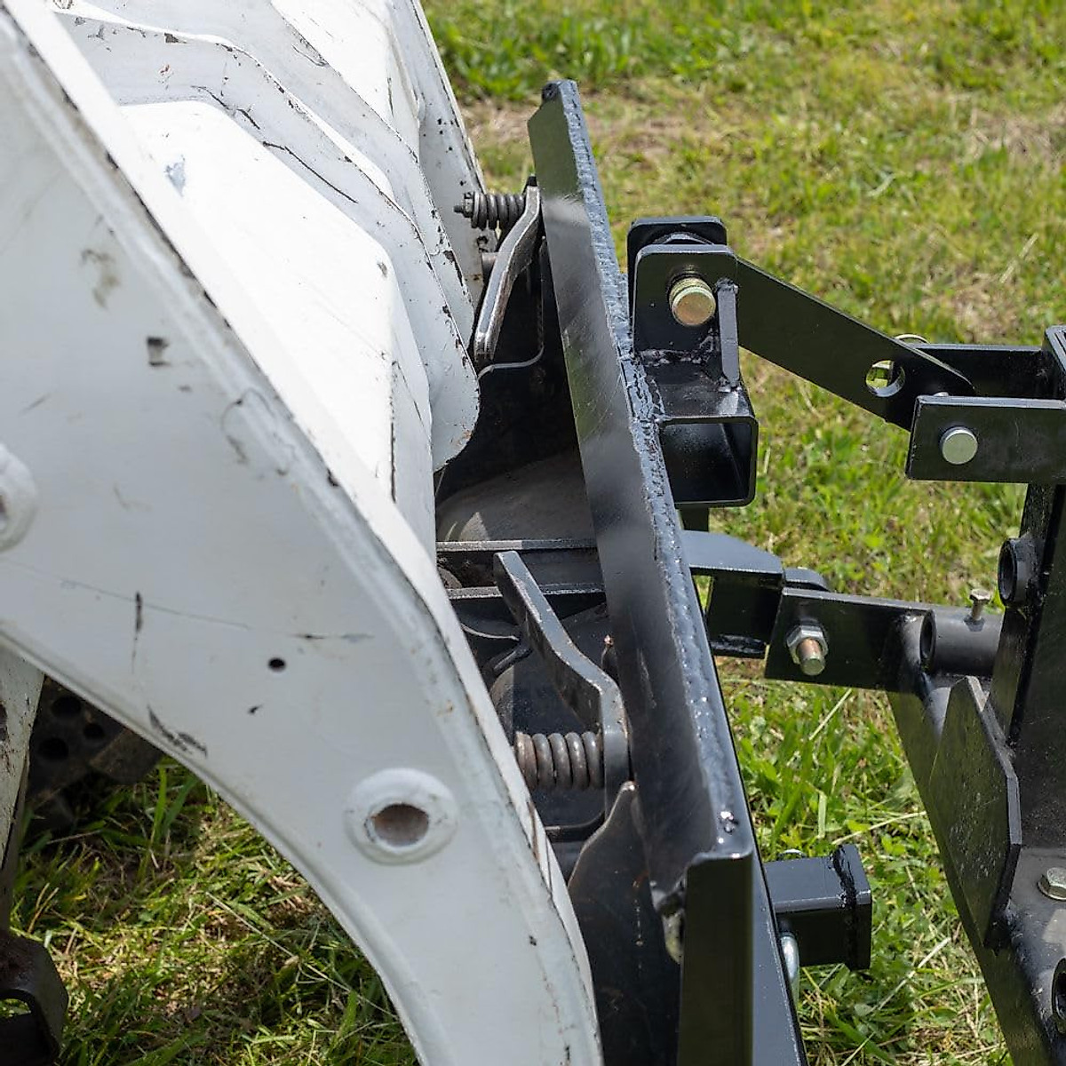 Titan Attachments 3 Point Attachment Adapter for Universal Skid Steers Quick Tach Equipment, Connects 3 Point Attachment to Cat 1 Implements, Black Finish, 2" Receiver Hitch