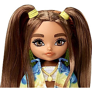 Barbie Extra Minis Doll #5 (5.5 in) Wearing Tie-Dye Jacket & Shorts, with Doll Stand & Accessories Including Sunglasses and Purse, Gift for Kids 3 Years Old & Up​