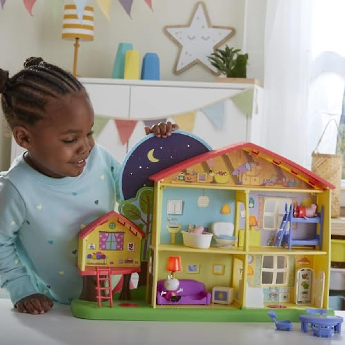 Peppa Pig F2188 Peppa's Speelhuis, Van Opstaan tot naar Bed Gaan speelmomenten voor peuters met gesproken zinnetjes, Licht en geluiden. Geschikt vanaf 3 jaar.,Multi kleuren
