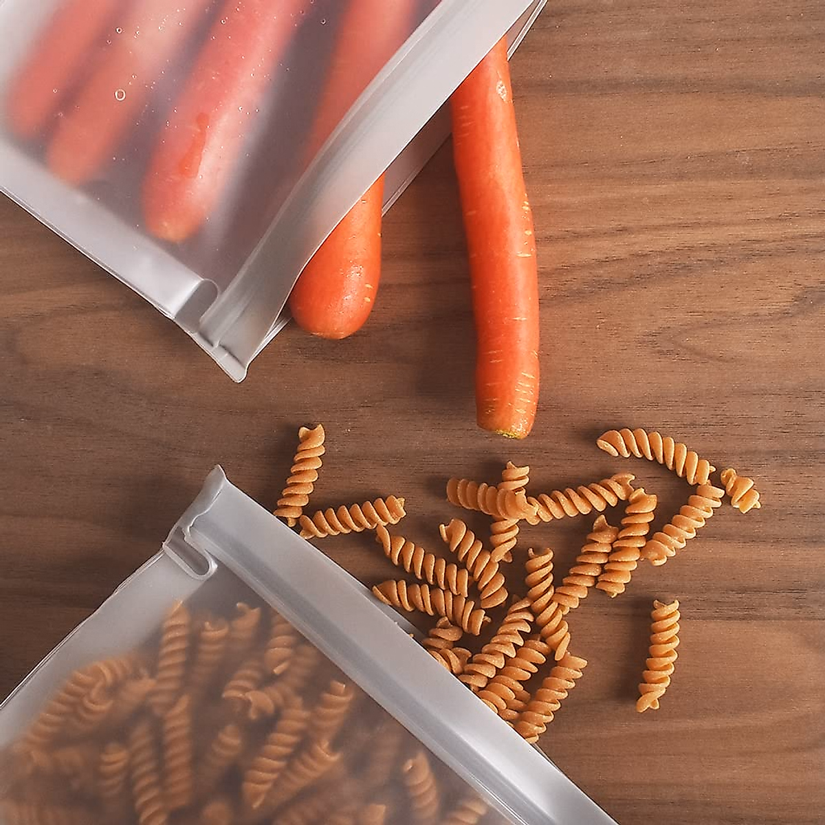 Cozihom Reusable Storage Bags, Stand Up Ziplock Bags, Reusable Sandwich Bags, Freezer Lunch Bags, Leakproof, BPA Free, 4 Large bags, 4 Middle bags