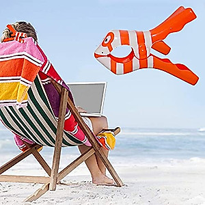 bluesa 2PCS Clown Fish Beach Towel Holders for Beach Chairs, Beach Towel Clips for Pool Chairs, Beach Clips for Towels and Chairs, Clothes Clips for Hanging Clothes, Windproof Towel Pin, Chip Pegs