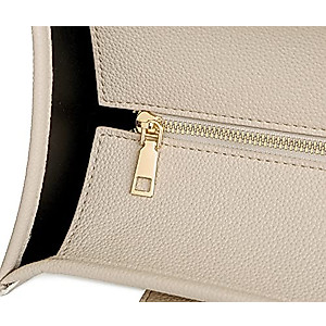 CACYTILT The Tote Bag for Women 13 * 11 * 6 inch PU Leather Large Tote Bags with Zipper Fashion Design Handbag for Daily Use School Work (Brown)