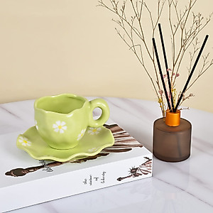 Koythin Ceramic Coffee Mug with Saucer Set, Cute Creative Daisy Cup Saucer for Office and Home, Dishwasher and Microwave Safe, 6.5 oz/200 ml for Latte Tea Milk (Green)