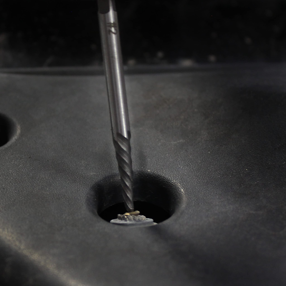 ABN Jumbo Spiral Flute Extractor - 9 Piece Easy Out Bolt Screw Extractor Set Square Shank Reverse Bit Set with Wood Case