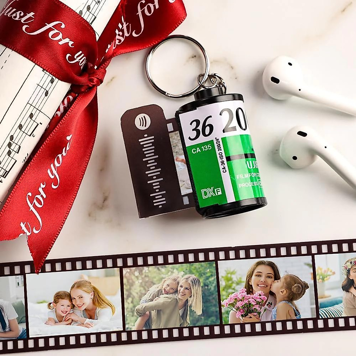 Personalized Spotify Photo Keychains Custom Camera Film Roll Song QR Code Keychain MultiPhoto Reel Album Retro Custom Gift Birthday Holiday for Lover Dad Mom Kids Boyfriend Girfriend (15 Photo)