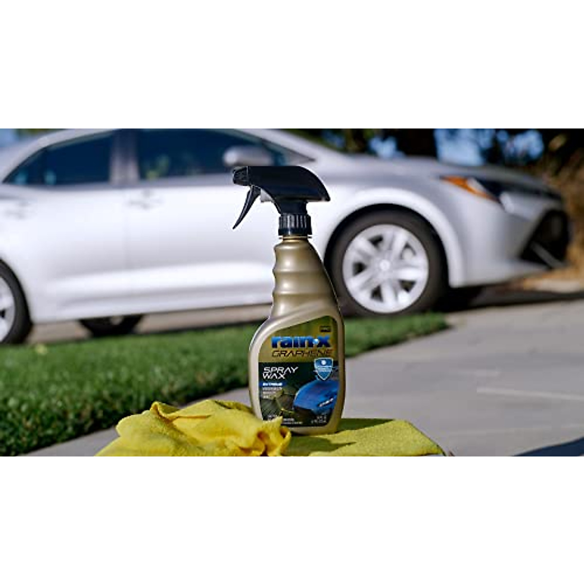Rain-X PRO 620183 Graphene Spray Wax, 16oz - Enhances Gloss, Slickness and Color Depth of Painted Surfaces While Repelling Dust, Dirt and Debris, Extending Existing Wax Protection, gold