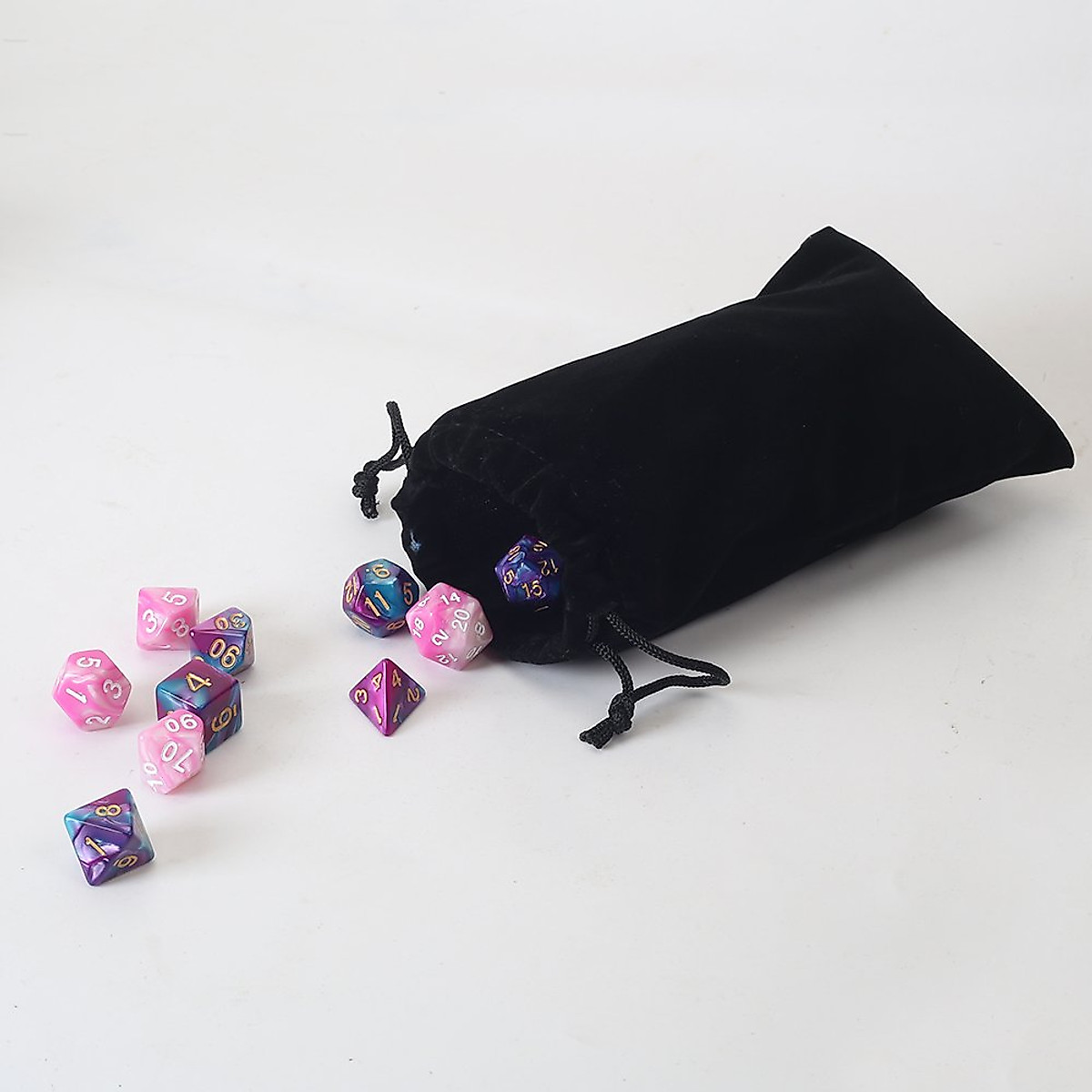 HRX Package 20pcs Velvet Drawstring Bags, 5x7 inches Velvet Pouches for Jewelry Gift Packaging (Black)