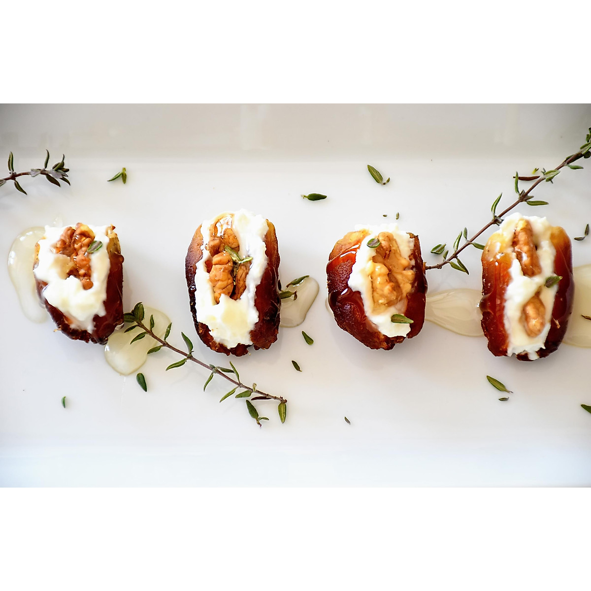 Royal Palm Pitted Medjool Dates, 16oz (Pack of 1) – 100% Natural, No Sugar Added, Non-GMO, Kosher, Fresh & Sweet – Ideal for Baking, Snacking, Energy Snacks, Healthy Eating