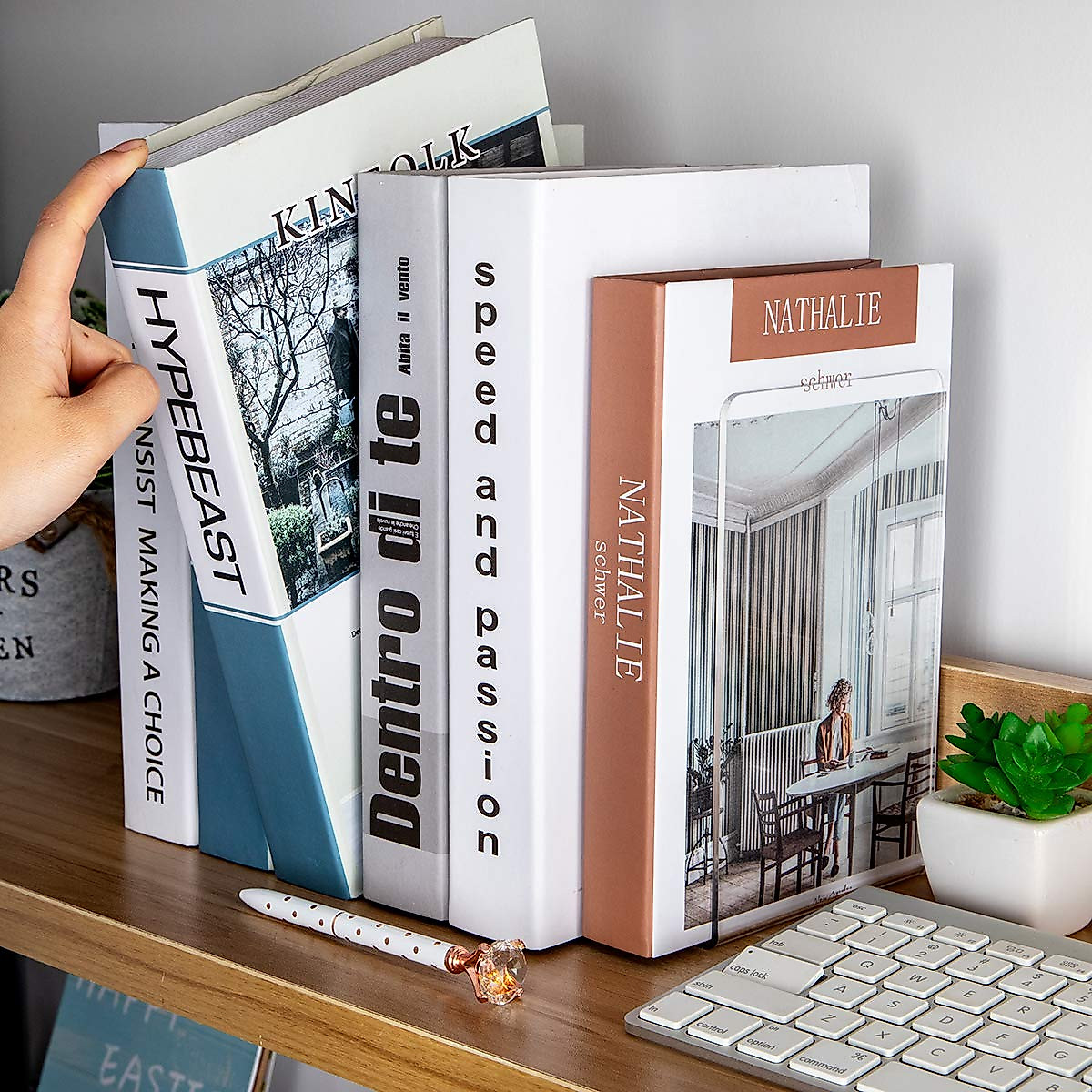 Jekkis 8pcs Clear Bookends Acrylic Book Ends for Shelves Heavy Duty Bookends Plastic Bookends for Home Office Library , Book Stopper, Desktop Organizer, 7.3” x 4.8” x 4.8”