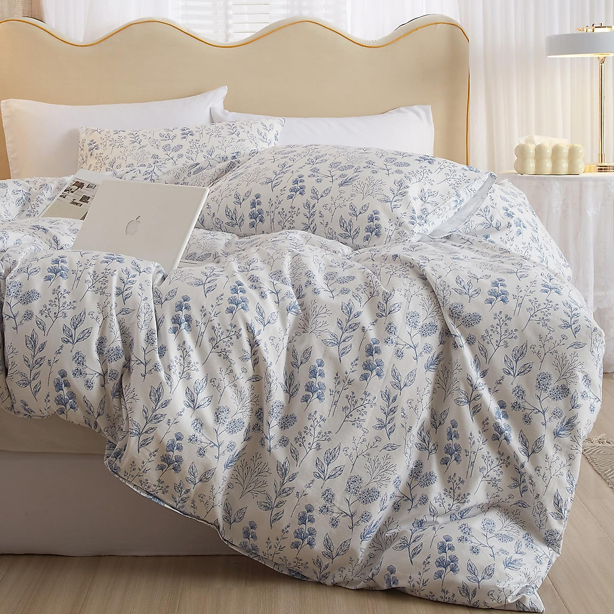 3 Pieces Duvet Cover Queen Size White Bedding Duvet Cover with Blue Floral Print,Soft Cotton Coquette Bedding Comforter Cover Boho Style,Aesthetic Queen Bedding Set with Zipper Closure 4 Ties