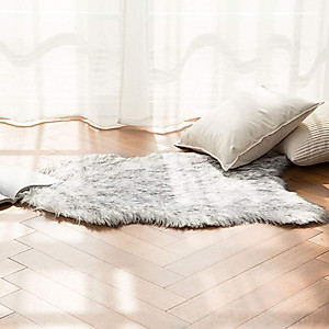 MIULEE Fluffy Rug Soft Shaggy Faux Fur Area Rug Luxury Plush Sheepskin Carpet for Bedroom Living Room Sofa Chair 2 x 3 Feet, Gradient Grey