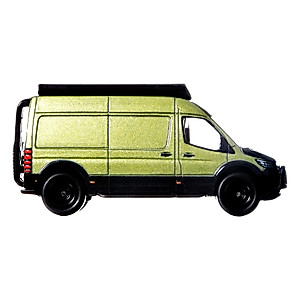 Hot Wheels Car Culture Circuit Legend, Premium 1:64 Scale Die-Cast Mercedes-Benz Sprinter Van, Deutschland Design, Collectable Vehicle