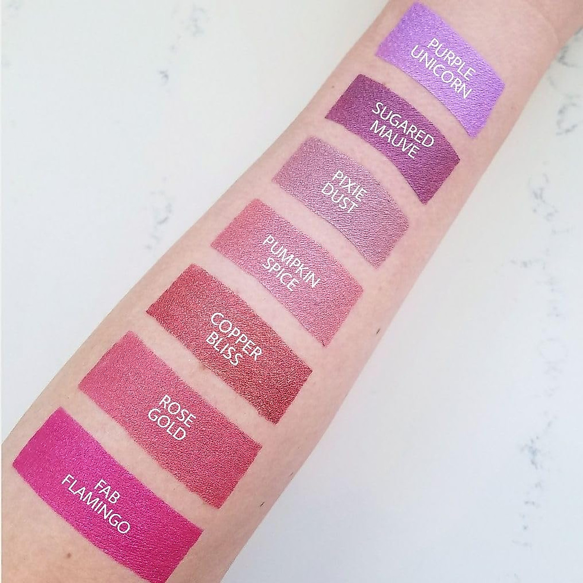 Aromi Hot Pink Metallic Liquid Lipstick | Magenta Lip Color with Shimmery Finish, Vegan, Cruelty-free, Long-Lasting and Smudge Proof (Fab Flamingo)