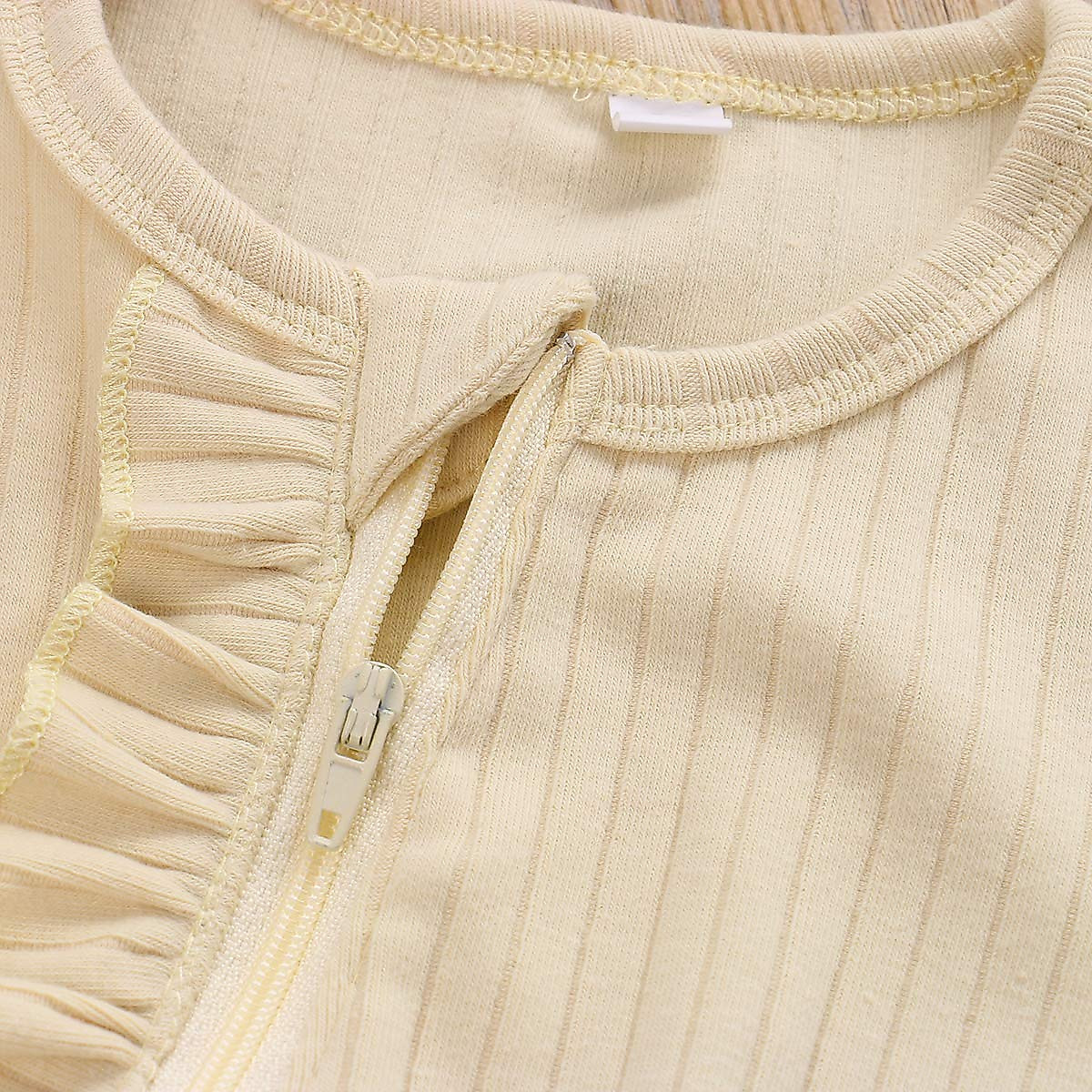 Lelloing Newborn Baby Boy Long Sleeve Romper Infant Girls Solid Color Footed Onesie Ribbed Jumpsuit Unisex Basic Pajamas(Pajama-Beige,0-3M)