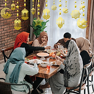 24 Pcs Ramadan Garland Eid Decoration Streamer Ramadan Mubarak Party Banner Star Moon Lantern Streamer Backdrop Shining Hanging Wall Decorations for Home Wedding Birthday Islam Party Decor (Gold)