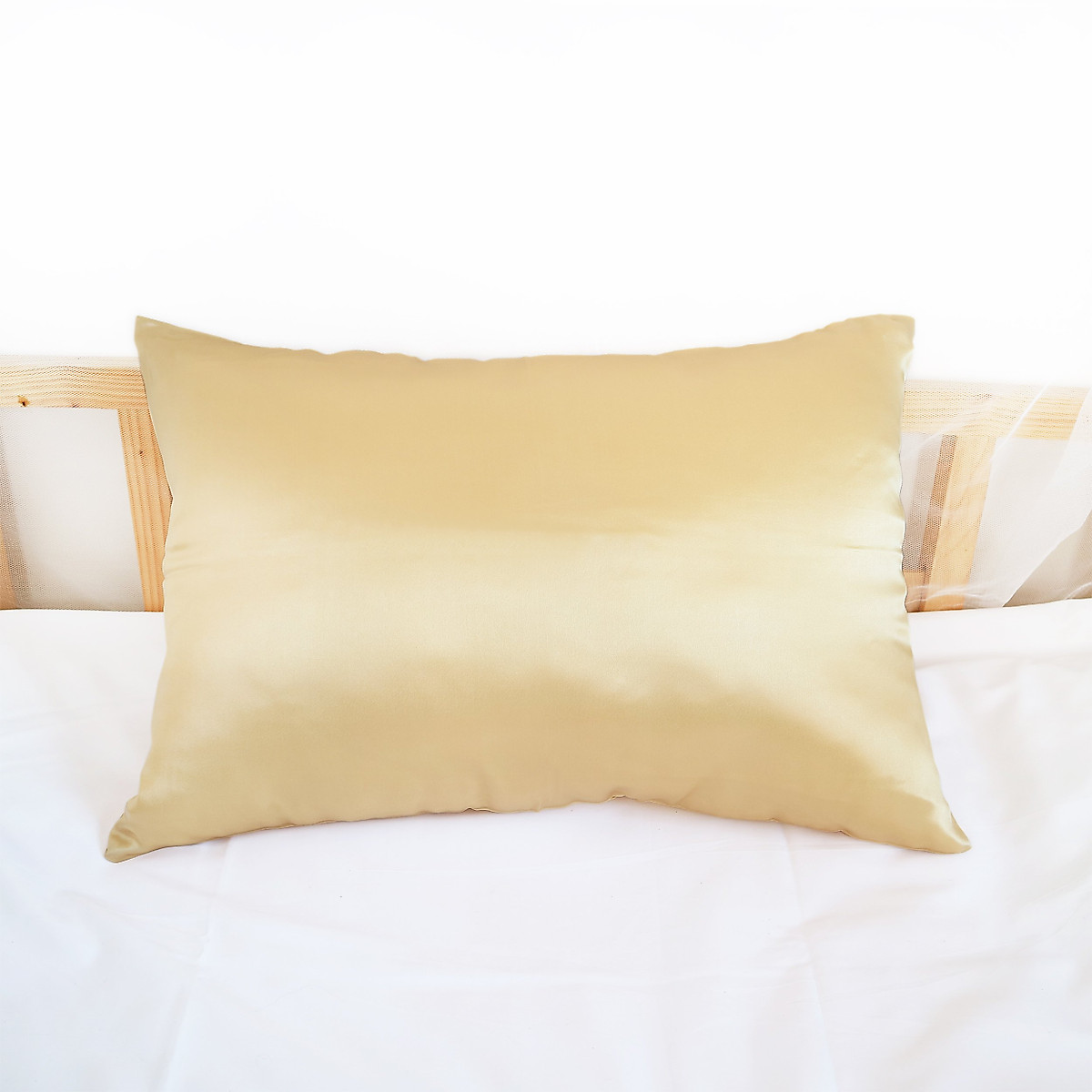 Hodeco Nature Silk Pillowcase 14x20 Inches Champagne Double Side 19 Momme Thick Silk Pillowcase for Hair and Skin 36x51CM 100% Mulberry Silk Bed Pillow Cover Toddler Size, Golden, 1 Piece