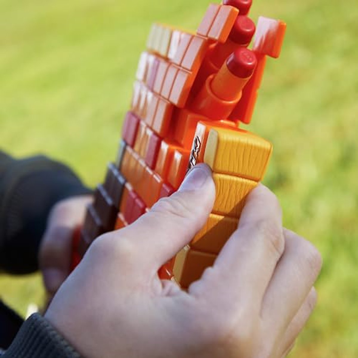 Nerf Minecraft Firebrand, Dart Blasting Axe, 6 Nerf Elite Foam Darts, Design Inspired by Minecraft Axe in The Game, Pull Down Priming, Minecraft Toys