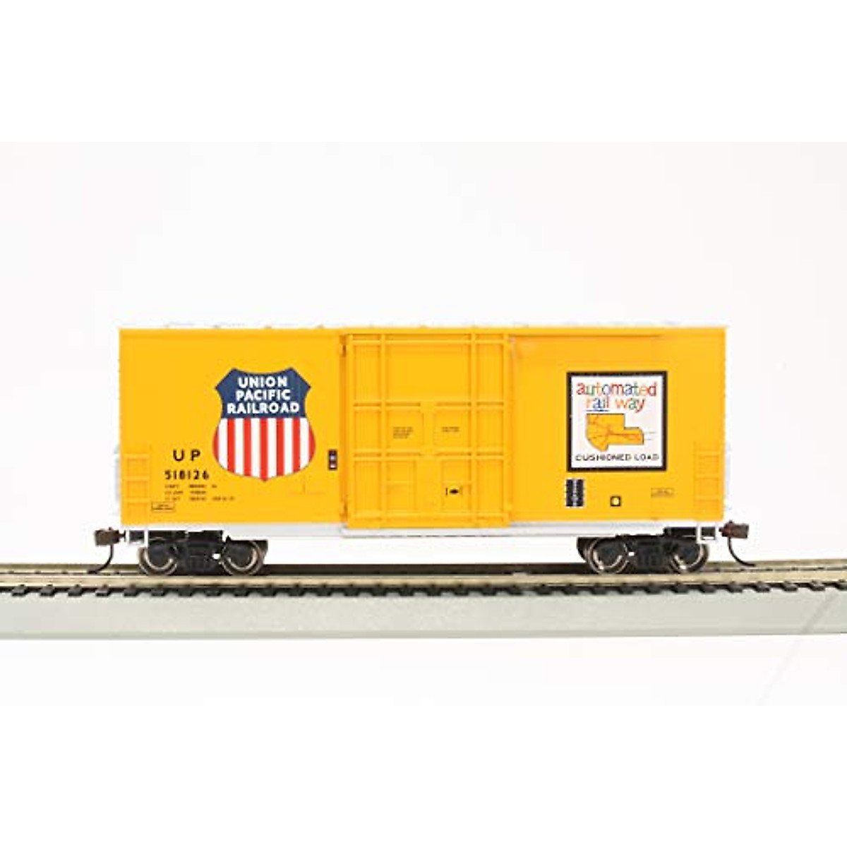 Bachmann Trains - High-Cube Box Car with Sliding Door - Union Pacific® - HO Scale Silver