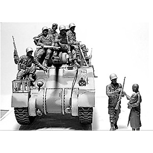 101 Light Company US Paratroopers and British Tankman 1944 1/35 Master Box 35164