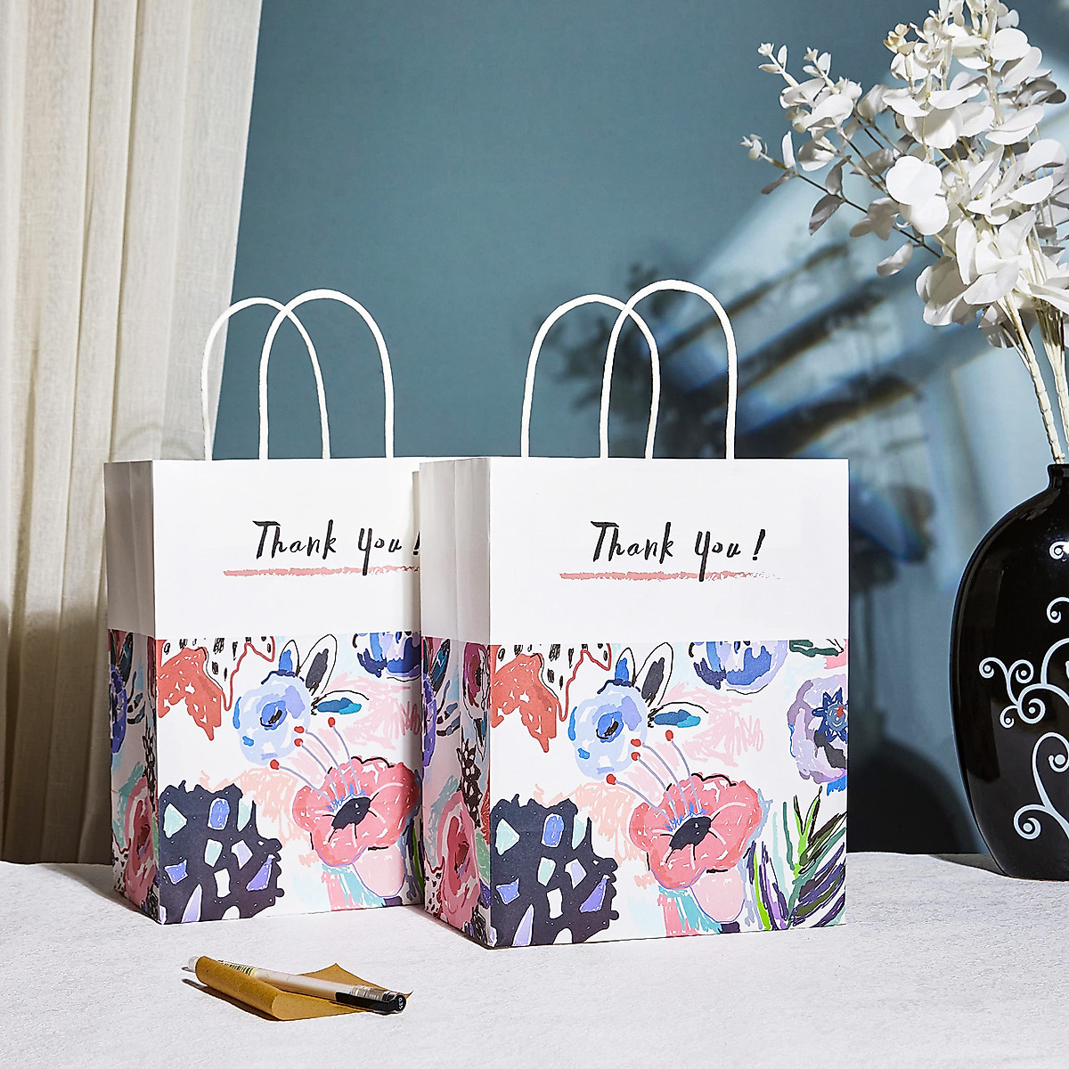 SUNCOLOR 25 Pieces 10" Paper Thank You Gift Bags with Handle