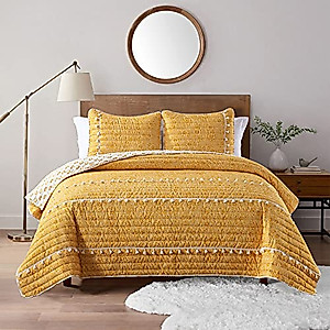 HORIMOTE HOME Boho Style Yellow Queen Quilt Set with Tassle, Soft and Lightweight Bedspread for All Season, Full Size Bed Coverlet with 2 Matching Pillow Shams (3 Pieces)
