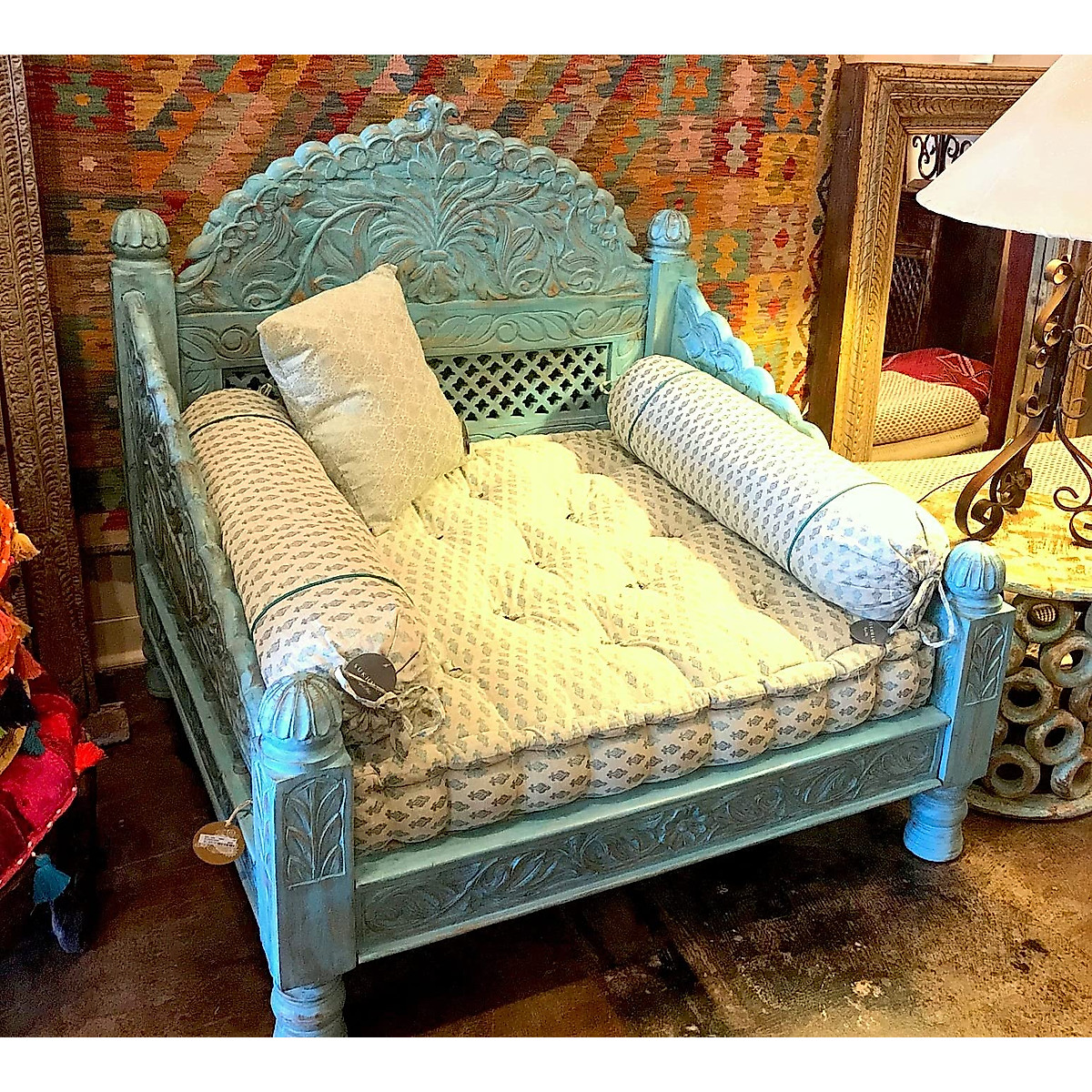 Carved Jhula Arch Love Seat. Hand Crafted from Solid Mahogany Wood. Designed & Imported by Worldcraft (Blue Percentage Finish, Love Seat: 34Dx33Wx42H)