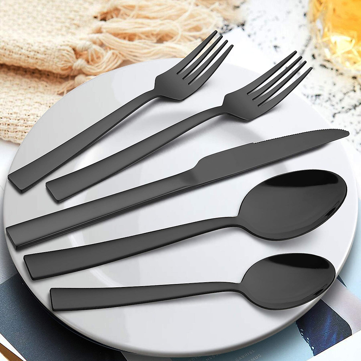 LIANYU 30-Piece Black Silverware Set with Tray, Stainless Steel Square Flatware Cutlery Set for 6, Black Eating Utensils for Home Restaurant, Dishwasher Safe, Mirror Finished