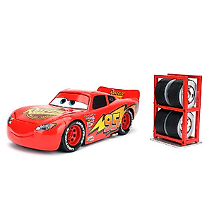 Jada Toys Disney Pixar Cars 3 Lightning McQueen Die-cast Car with Tire Rack (99751)