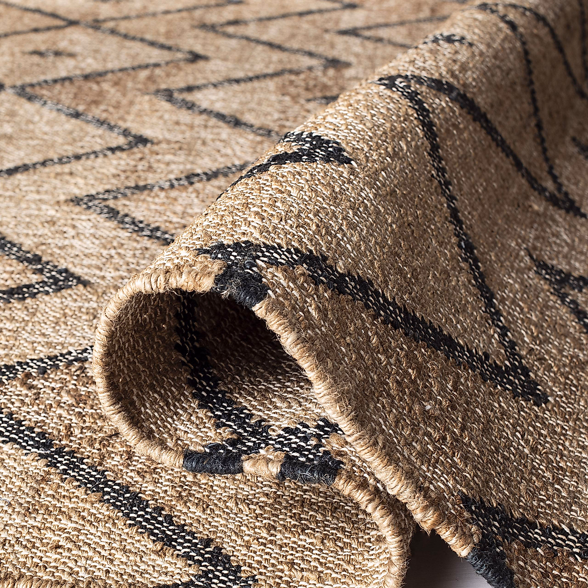 SAFAVIEH Kilim Collection Accent Rug - 2' x 3', Natural & Charcoal, Handmade Moroccan Boho Jute & Cotton, Ideal for High Traffic Areas in Entryway, Living Room, Bedroom (KLM750A)