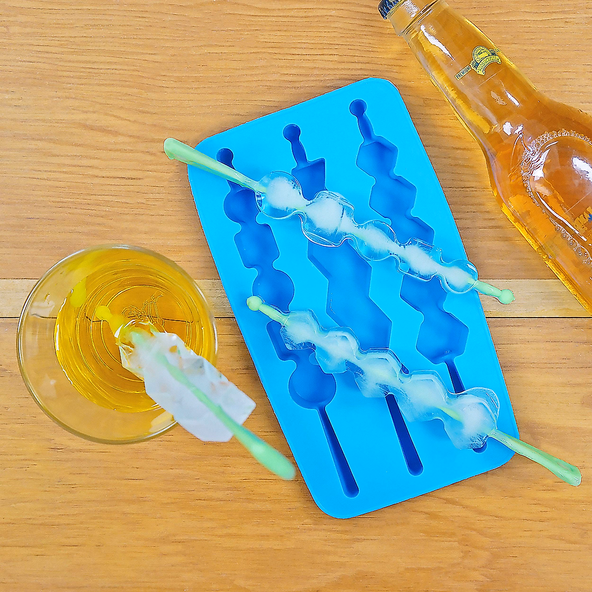 Fairly Odd Novelties Kabob ice Cube Tray with Stir Sticks (Skewers)